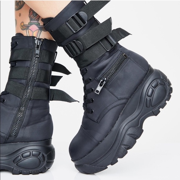 POSTER GIRL | Shoes | New In Box Poster Girl Mad Hustle Pocket Combat ...
